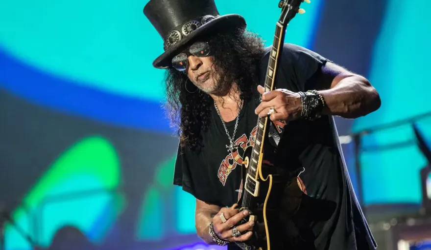 Slash lanza el álbum "Orgy of the Damned" - Estación K2
